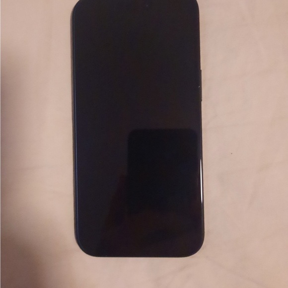 Apple | Cell Phones & Accessories | Apple Black Smartphone With Large ...